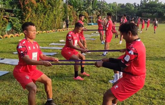 Viral: Pemasangan Baliho Bacaleg NasDem di Maluku Utara Pakai Ritual – HalmaheraPost.com: Cerdas ...