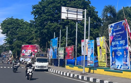 Viral: Pemasangan Baliho Bacaleg NasDem di Maluku Utara Pakai Ritual – HalmaheraPost.com: Cerdas ...